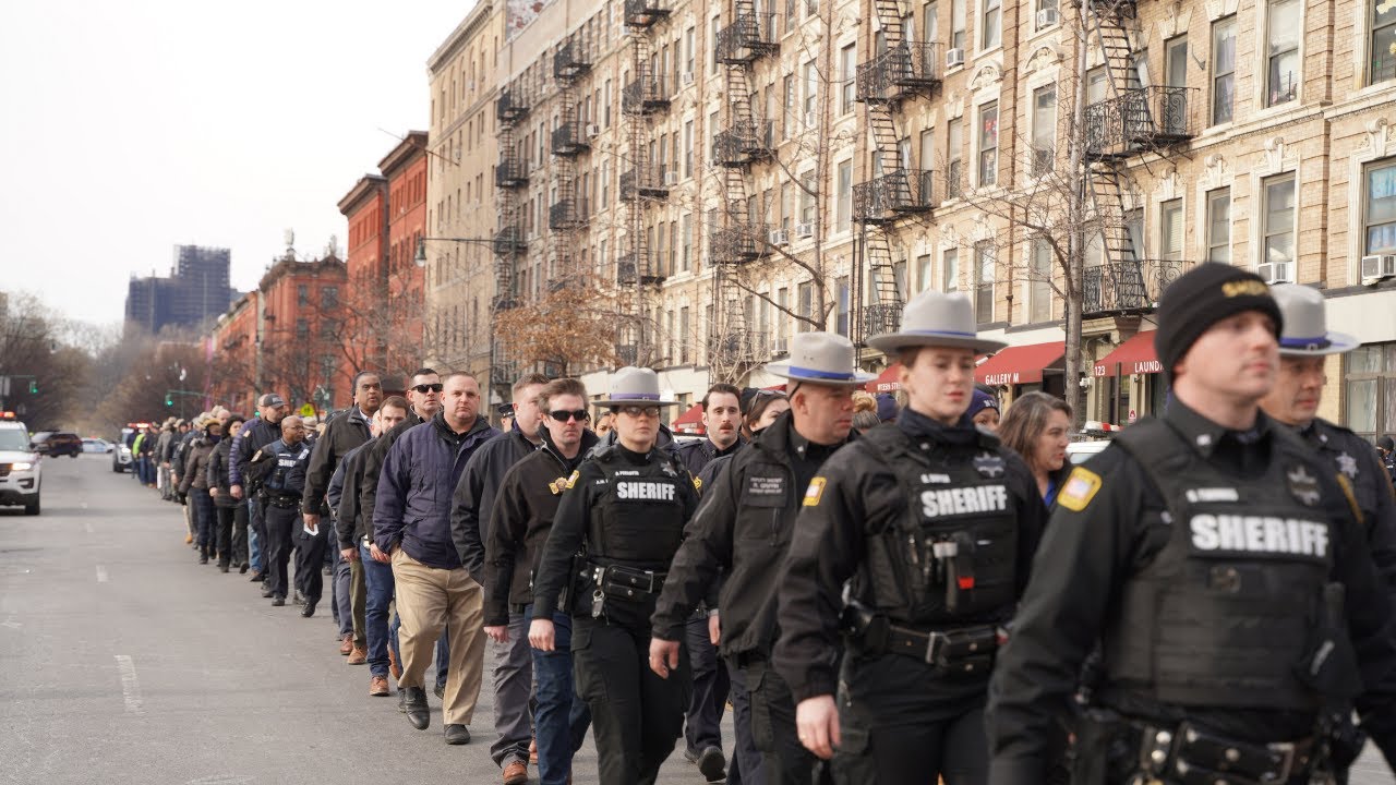 Hudson Valley Law Enforcement Caravan to NYPD 32 Pct in Support of Det ...