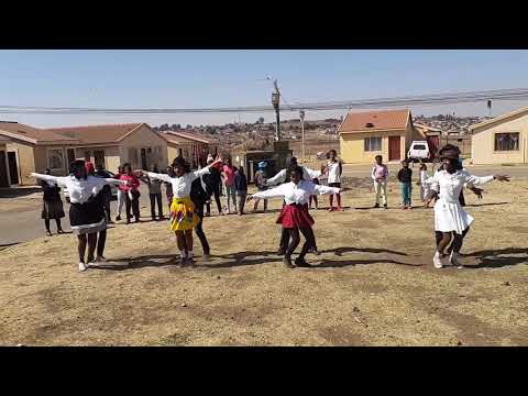 Kofifi dance - YouTube