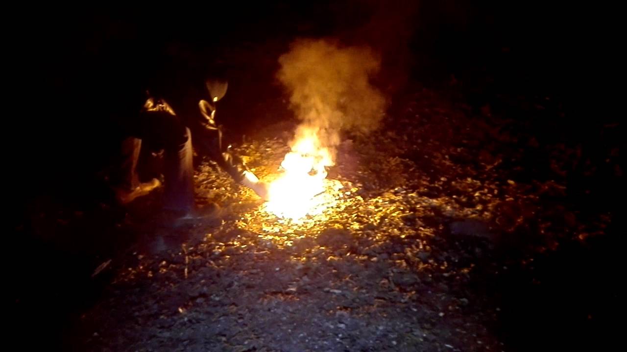 Sodium chlorate fire - YouTube
