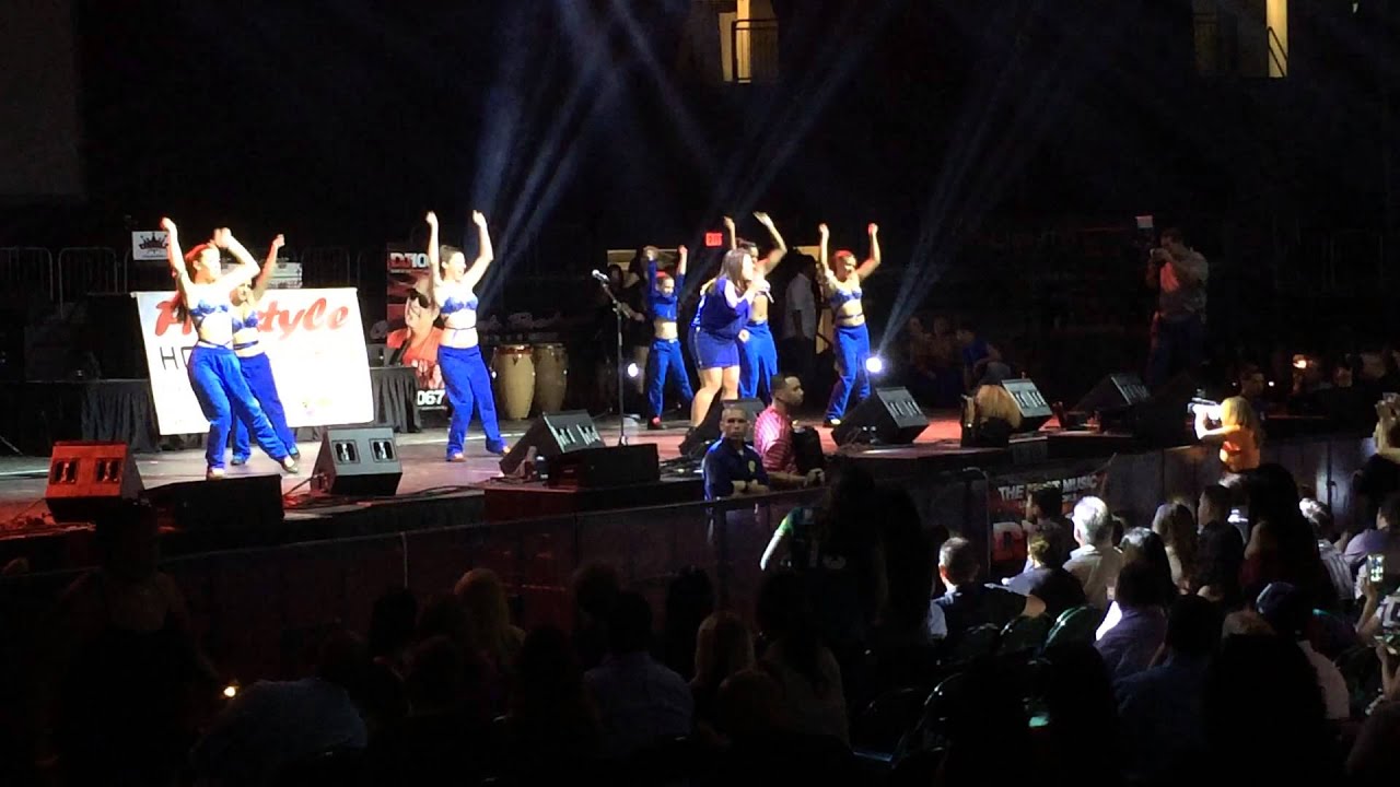 Giggles at Freestyle Honor Awards Miami 2013 - YouTube