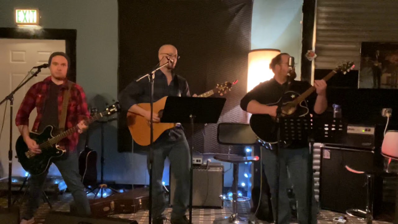 Delaney - Jingle Bells/God Rest Ye Medley - YouTube