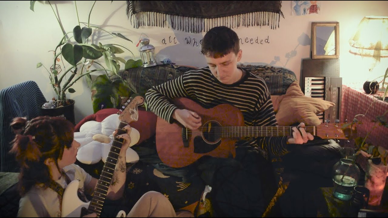 Tyler Devine - Twenty-Two (Live Session) - YouTube