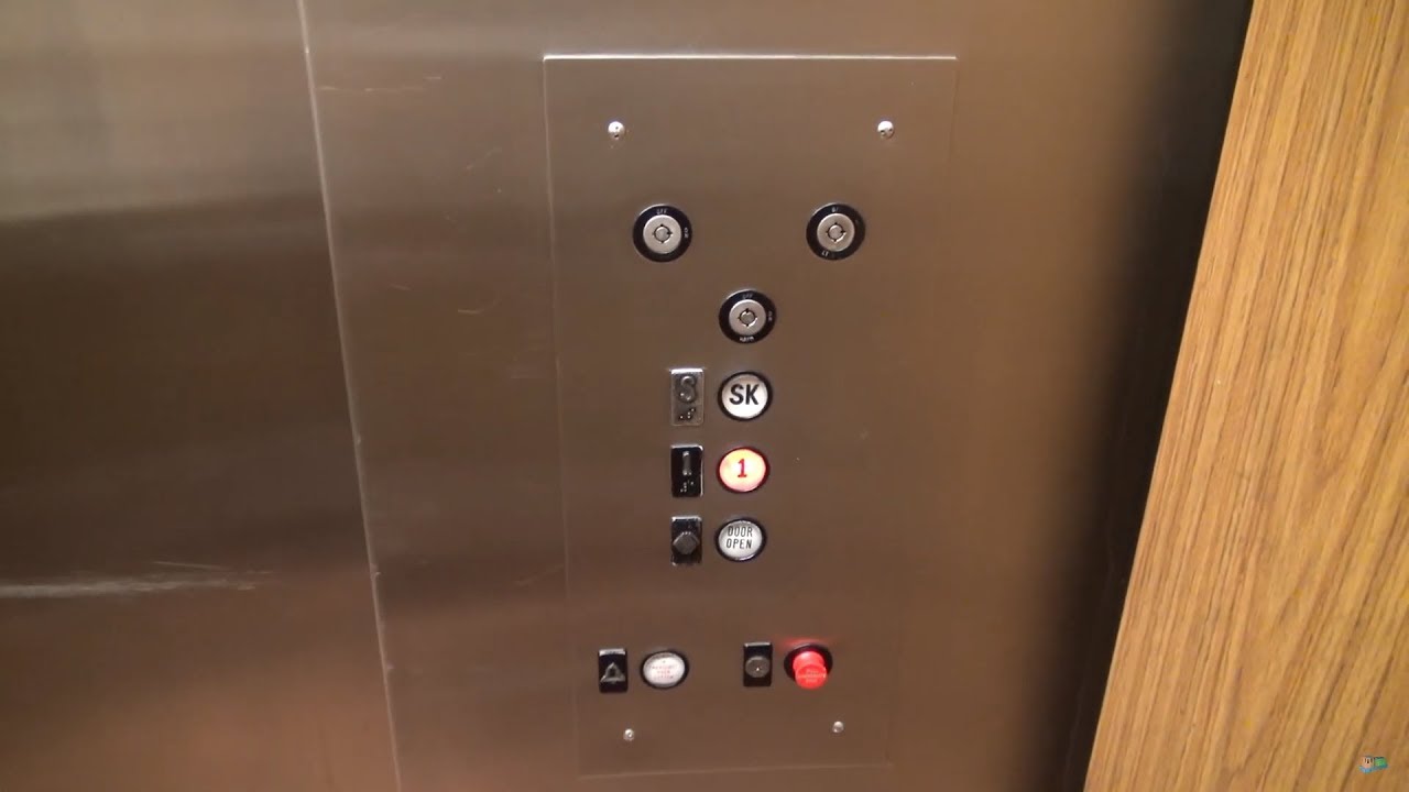 Westinghouse Hydraulic Elevator at the Crossings in Minneapolis, MN ...