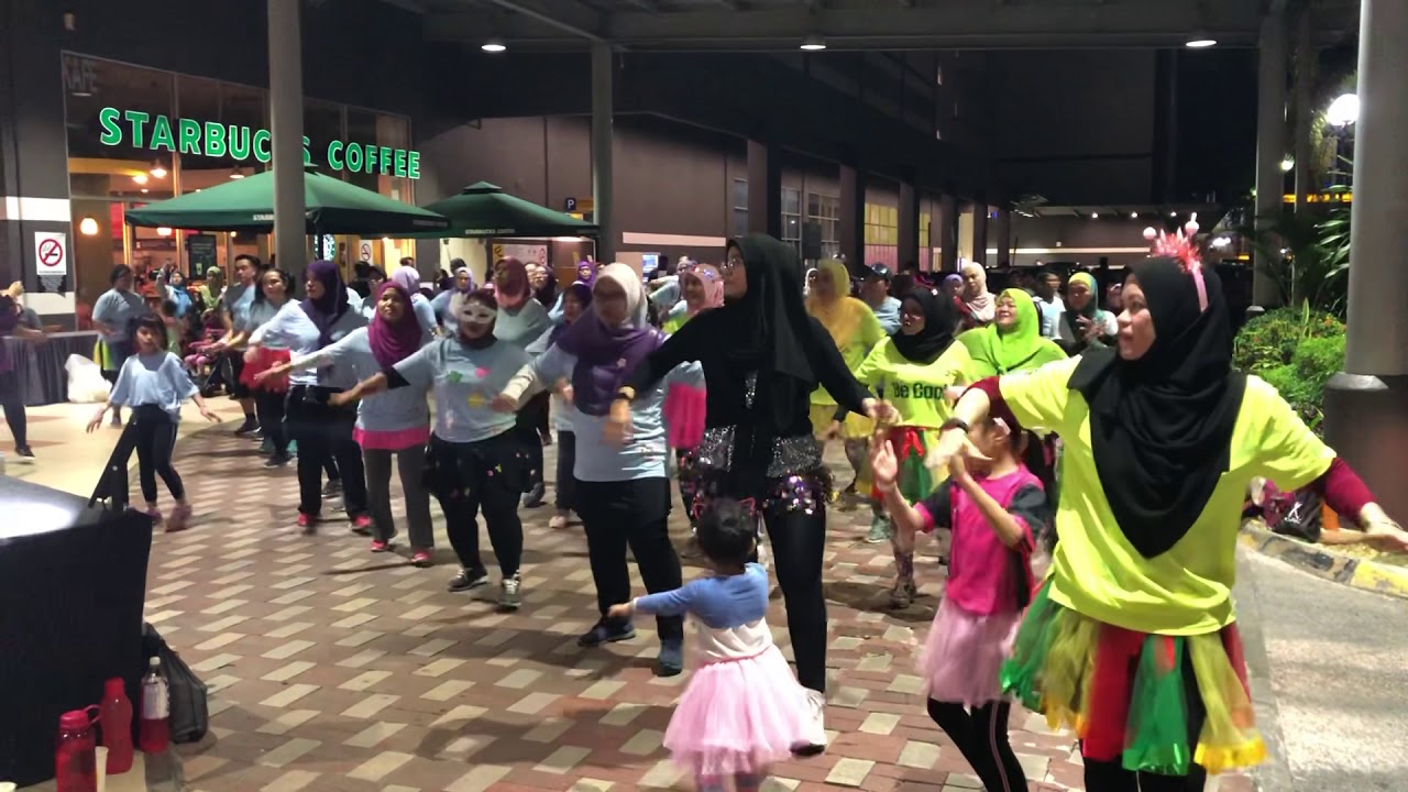 [Part 2] ZUMBA AEON MALL CHERAS SELATAN | 13th Anniversary | 20.12.2019 ...