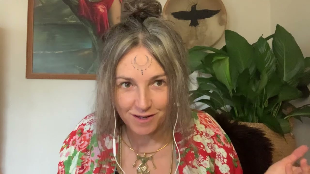 Solar Eclipse Taurus 30th April / 1st May 2022 - Witches Revolution of Love