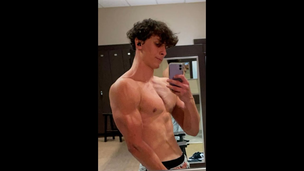 16 YEAR OD 22 INCH ARMS??? - YouTube