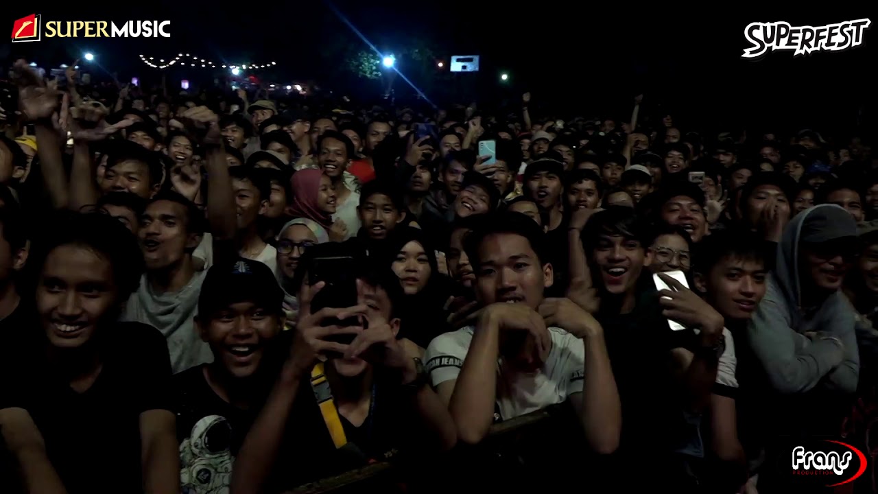 AMAZING LIVE CONCERT SUPERFEST- SUPERMUSIC 2020 at DEPOK with "DANILLA ...