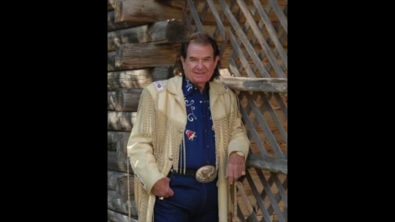 Larry Joe Wright (Kneel At The Cross) - YouTube