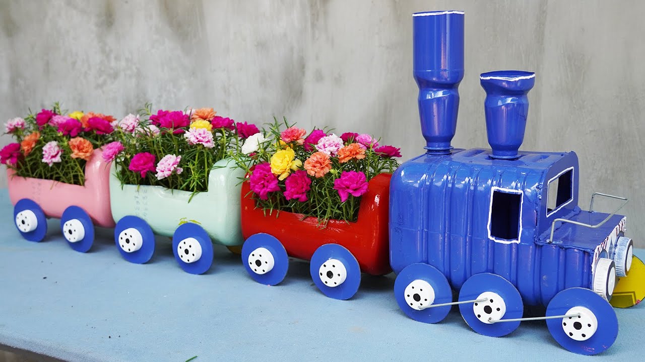 Eco Friendly Gardening Create Beautiful Flower Gardens from Plastic ...