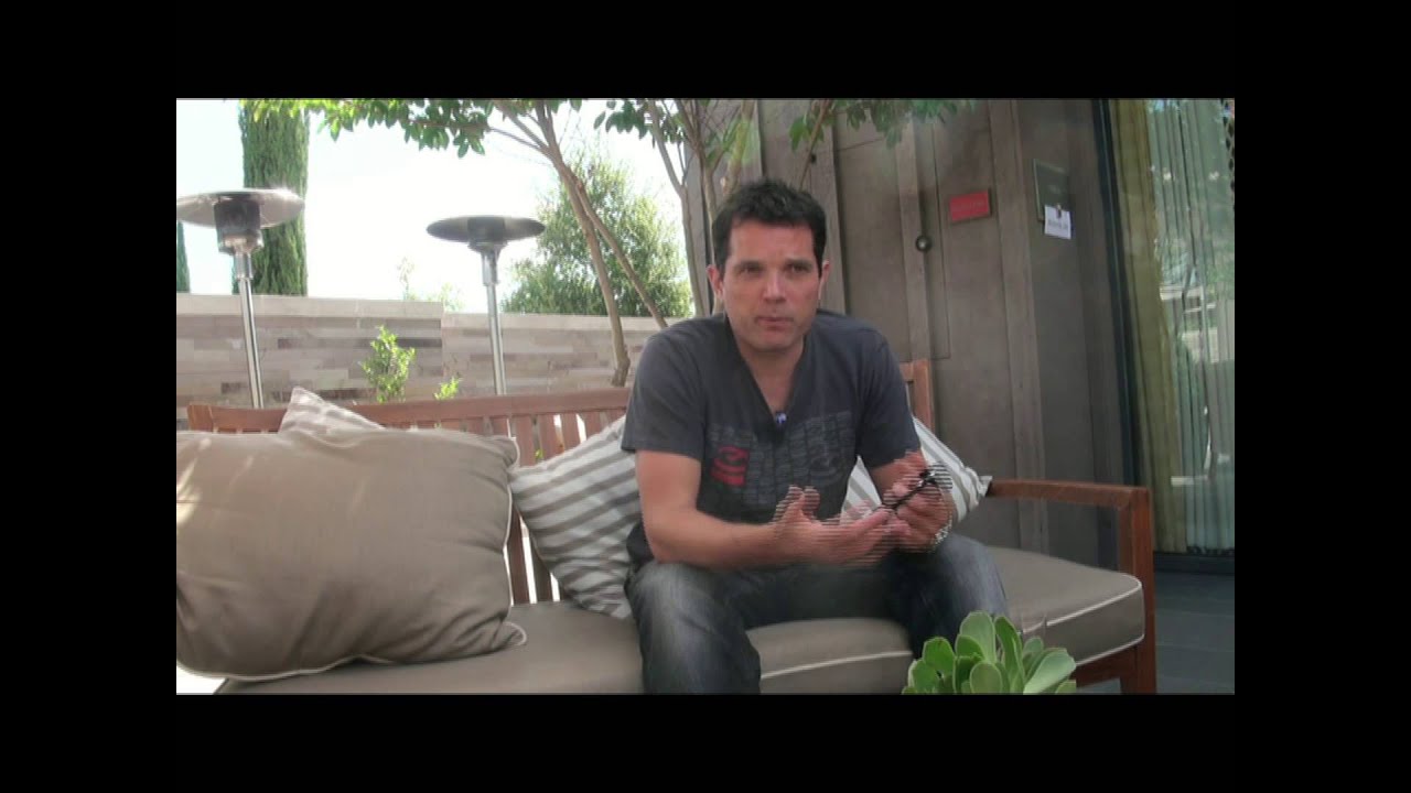 IT Press Tour - Mike Gault, CEO de Guardtime - iTPro.fr - YouTube