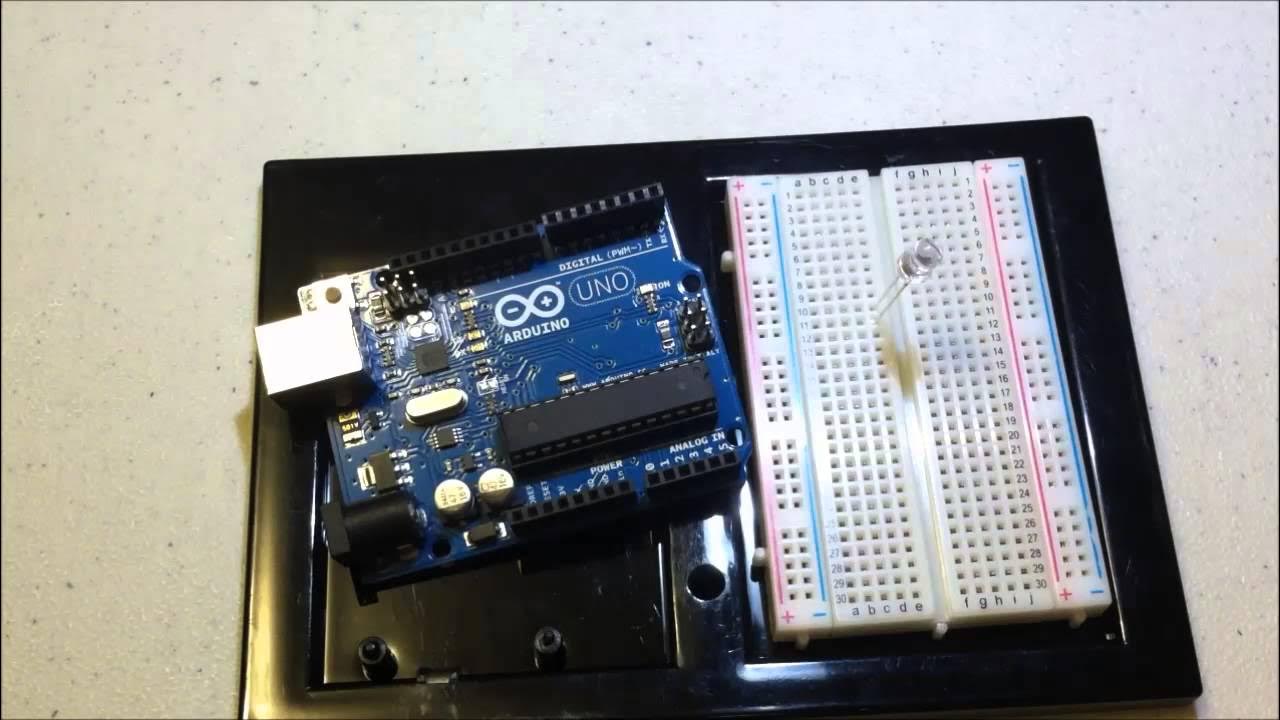 Arduino Tutorial - LED Blink / Code Included - YouTube