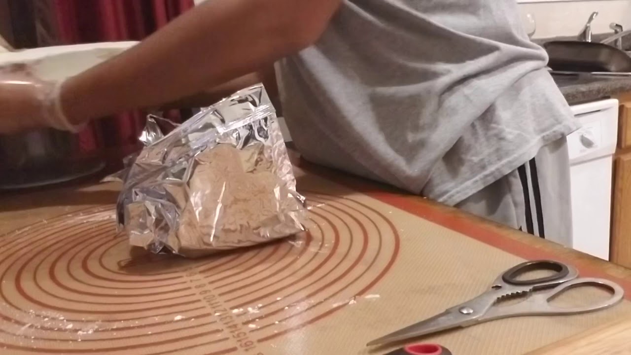 How to: fondant Nurse Scrub Cake - YouTube