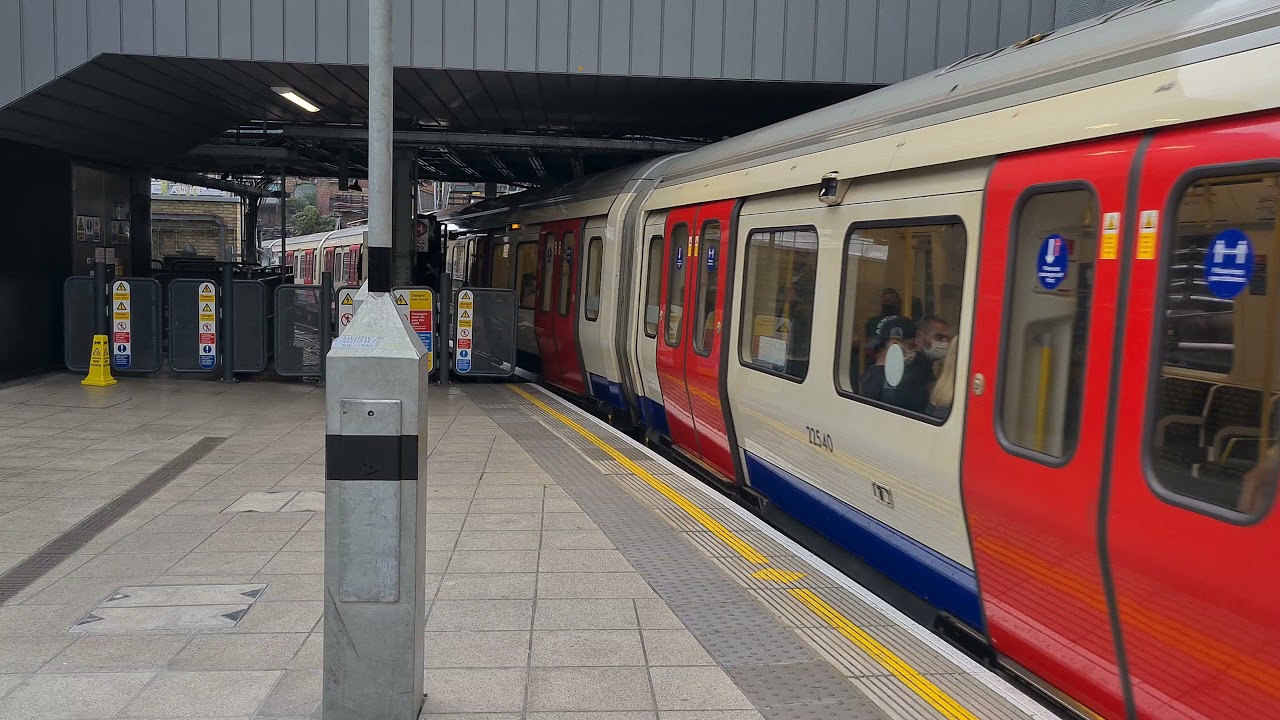 District Line S7 Stock 21540 Arriving Whitechapel - YouTube