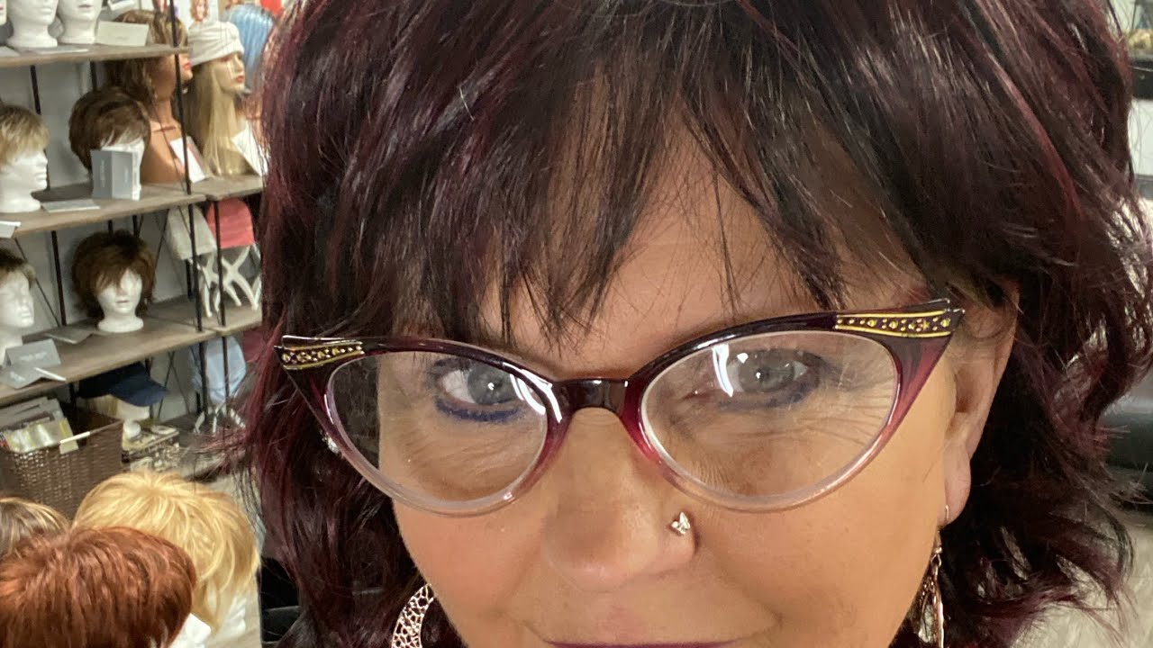 Tuesday Night Wig Chat with Laura - YouTube