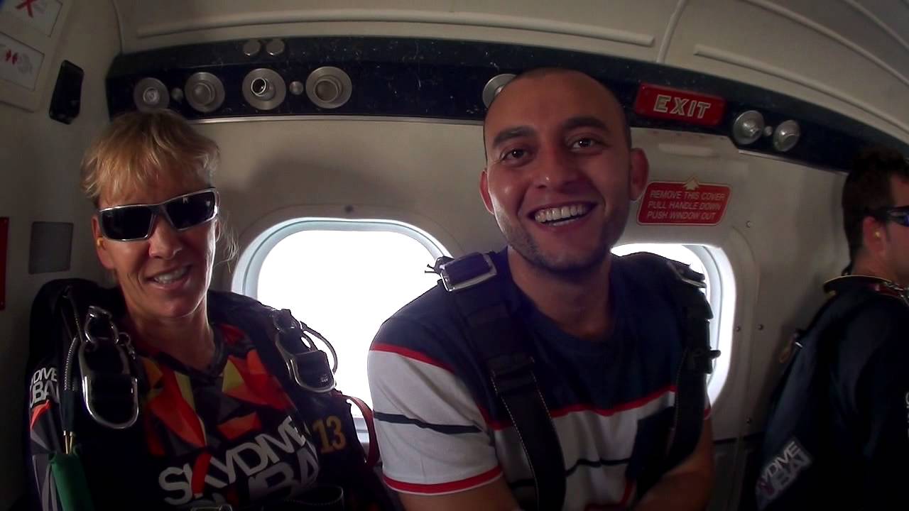 Skydive Dubai - Tarek Rezk - YouTube