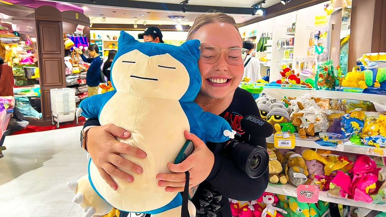 Visiting a Pokemon Centre in Tokyo, Japan! 🇯🇵 - YouTube