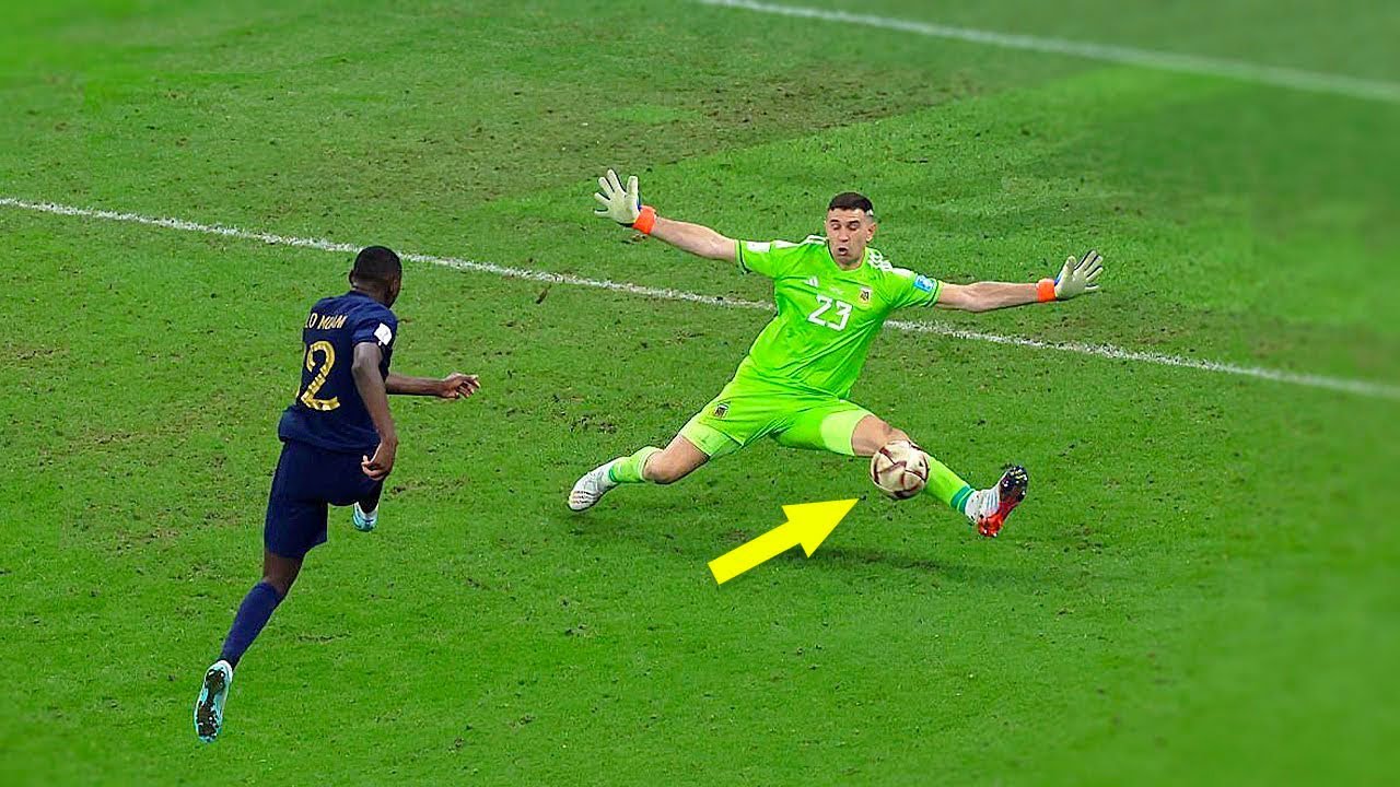 The Top of Impossible Goalkeeper Saves In Football - YouTube