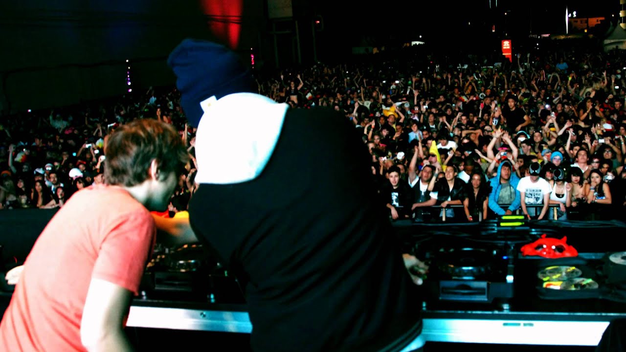 Armand Van Helden - I Want Your Soul (Crookers Remix) - YouTube