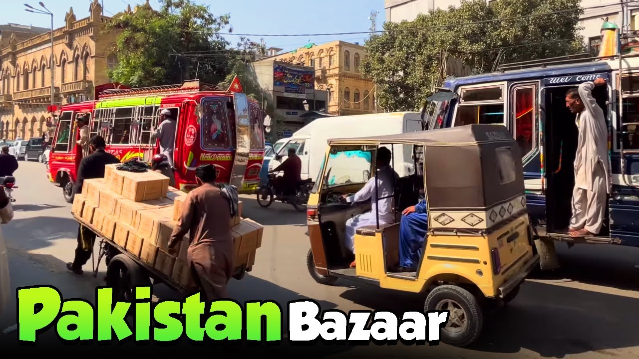 Karachi's Historic Paposh Bazaar | Saturday Walk in the City ...