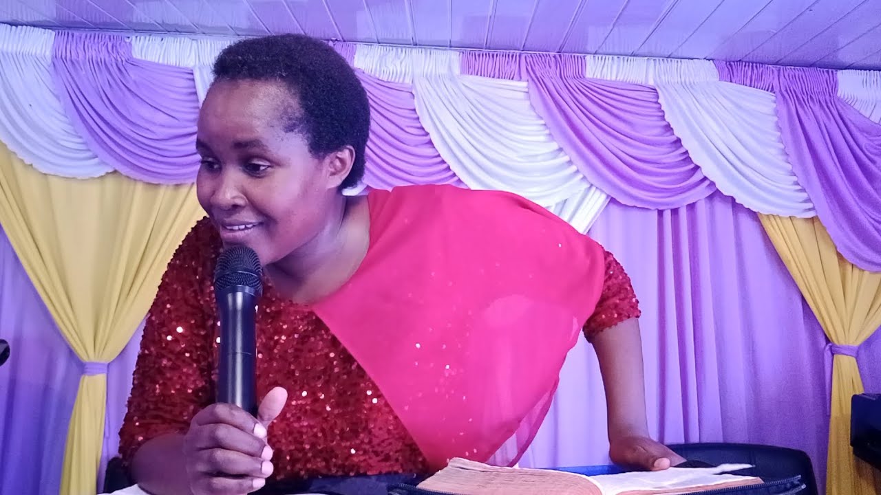 Apostle Elizabeth Kitavi ministering main service.Be blessed. - YouTube