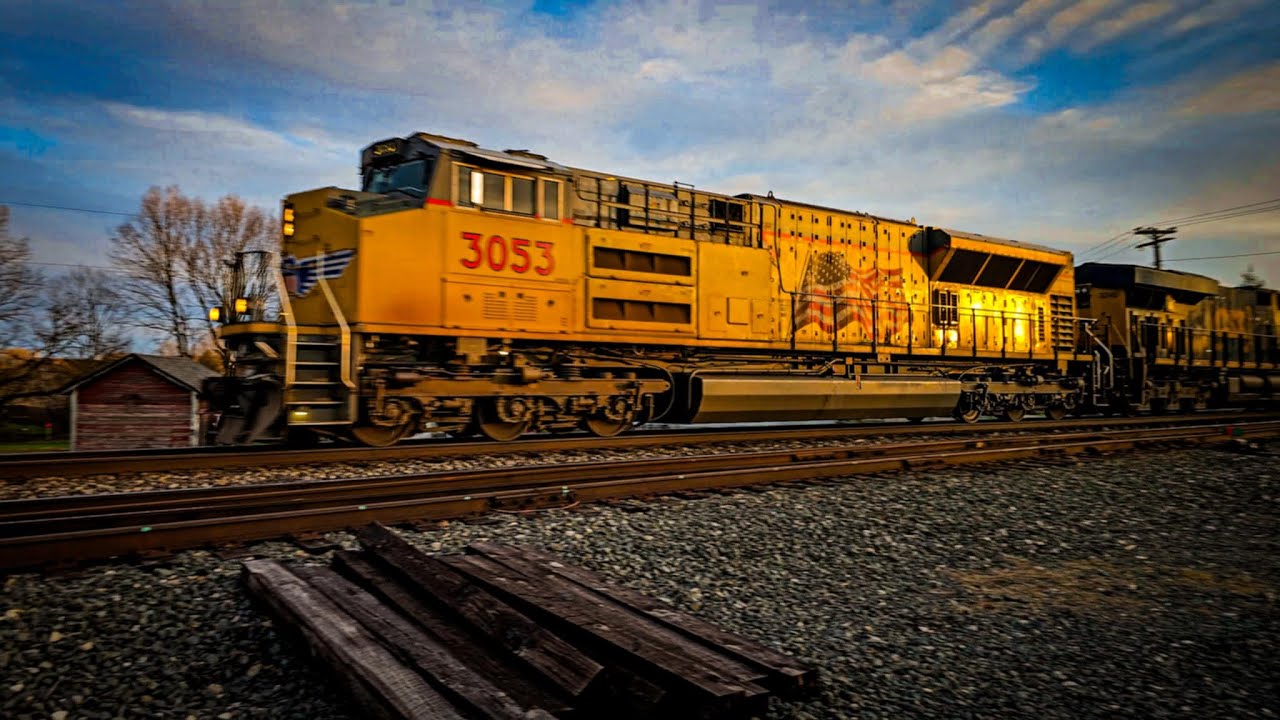 Catching Amazing Rail Action - YouTube