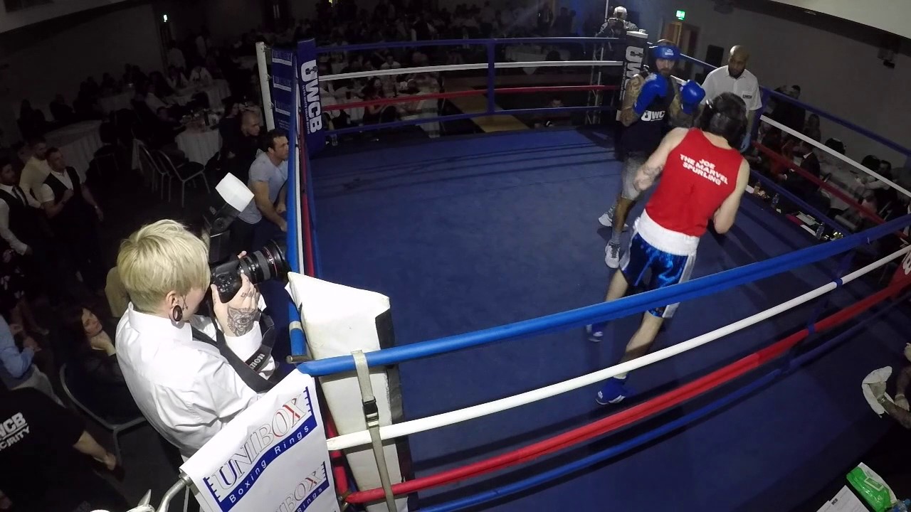 Ultra White Collar Boxing | Leicester | Room 2 | Joe Spurling VS Craig ...