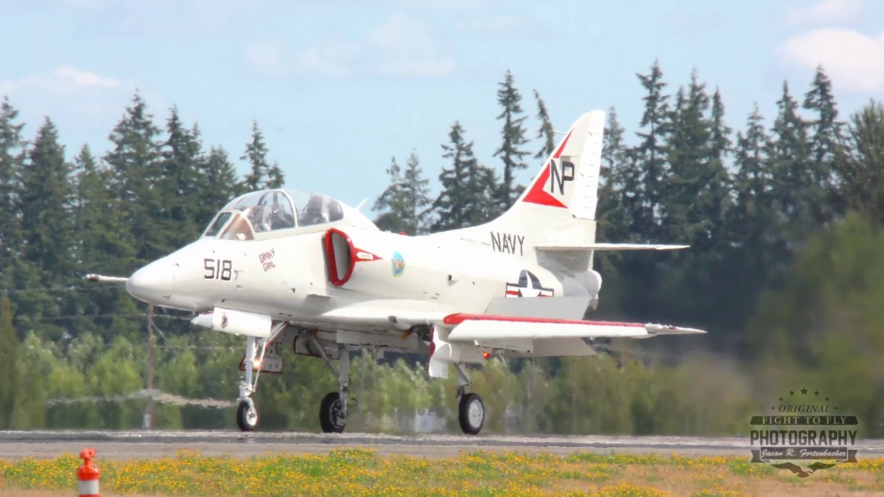 SkyFair 2018 - TA-4J Skyhawk 518 Demo - YouTube