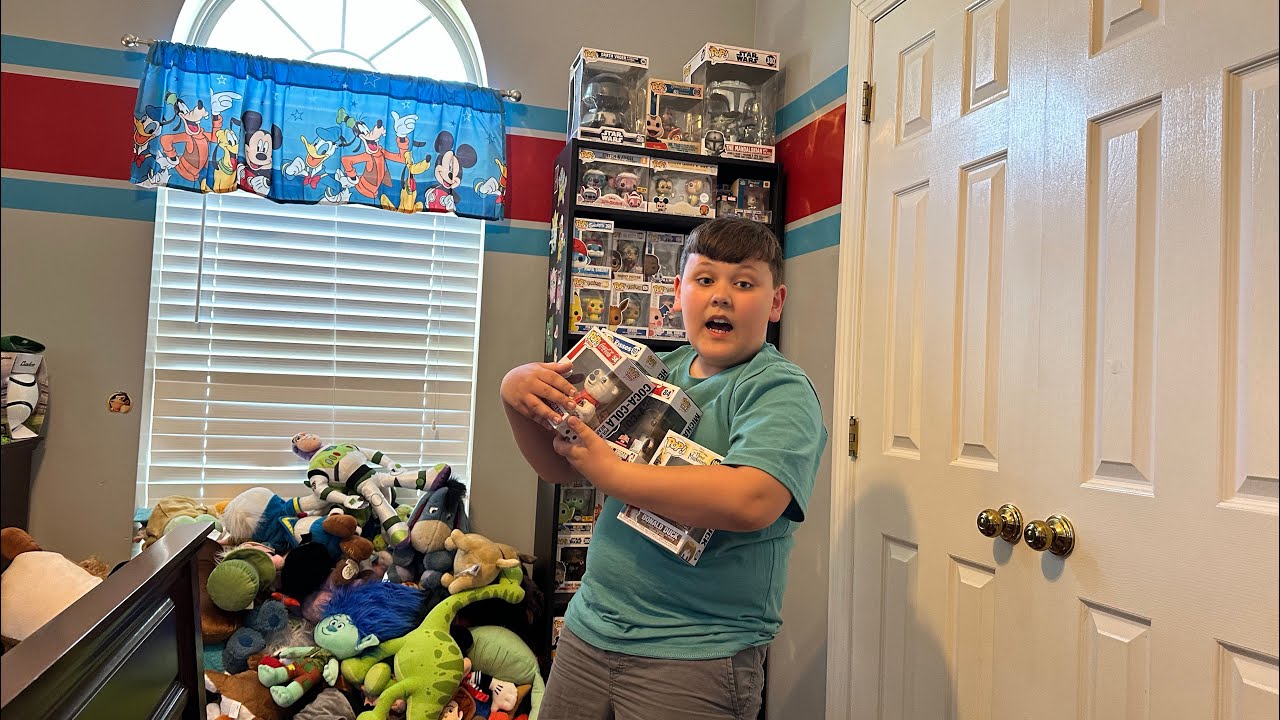 Funko pop stacking world record - YouTube