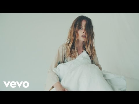 Anna Rossinelli - Speechless