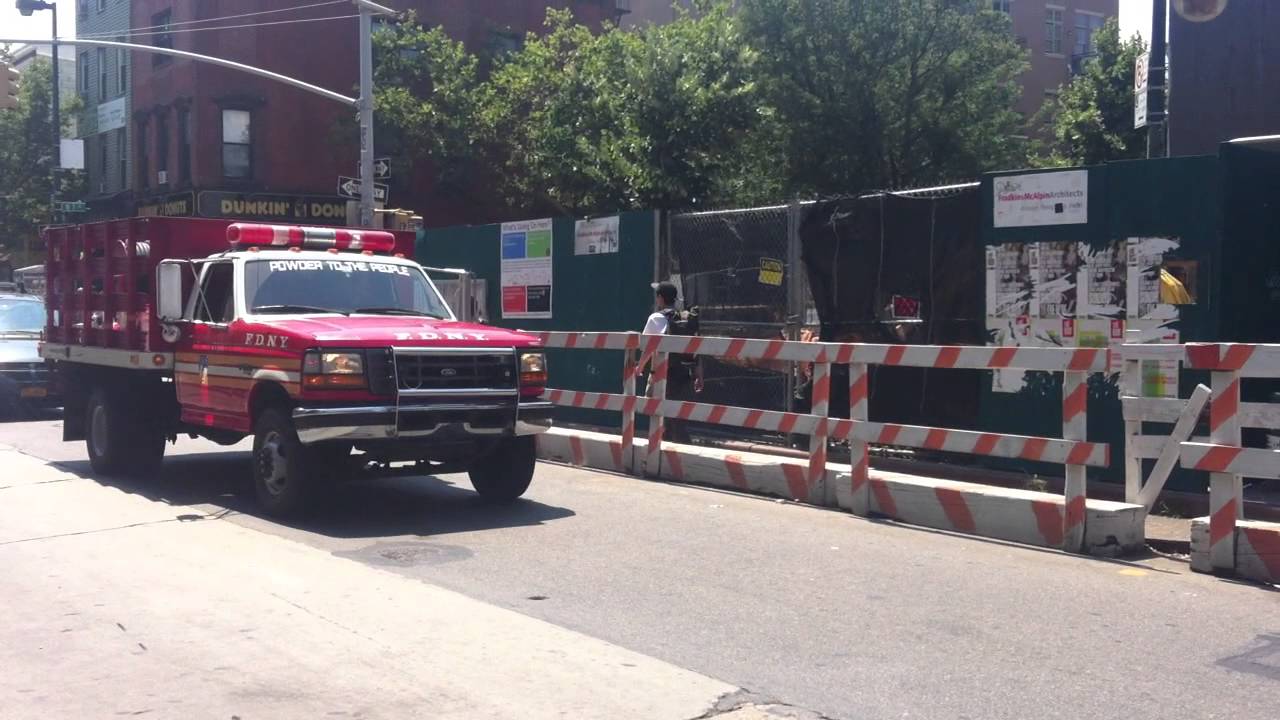 RARE CATCH OF FDNY ENGINE 229 w/ PURPLE K Unit - YouTube