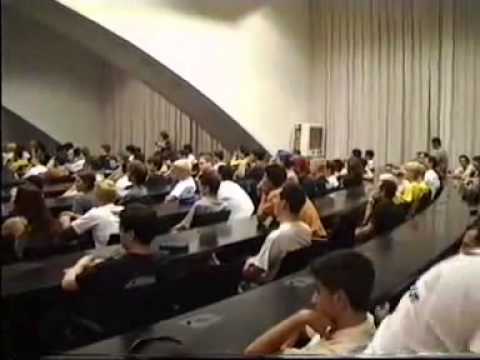 LinuXP Presentacion windows xp campus party 2001 - YouTube
