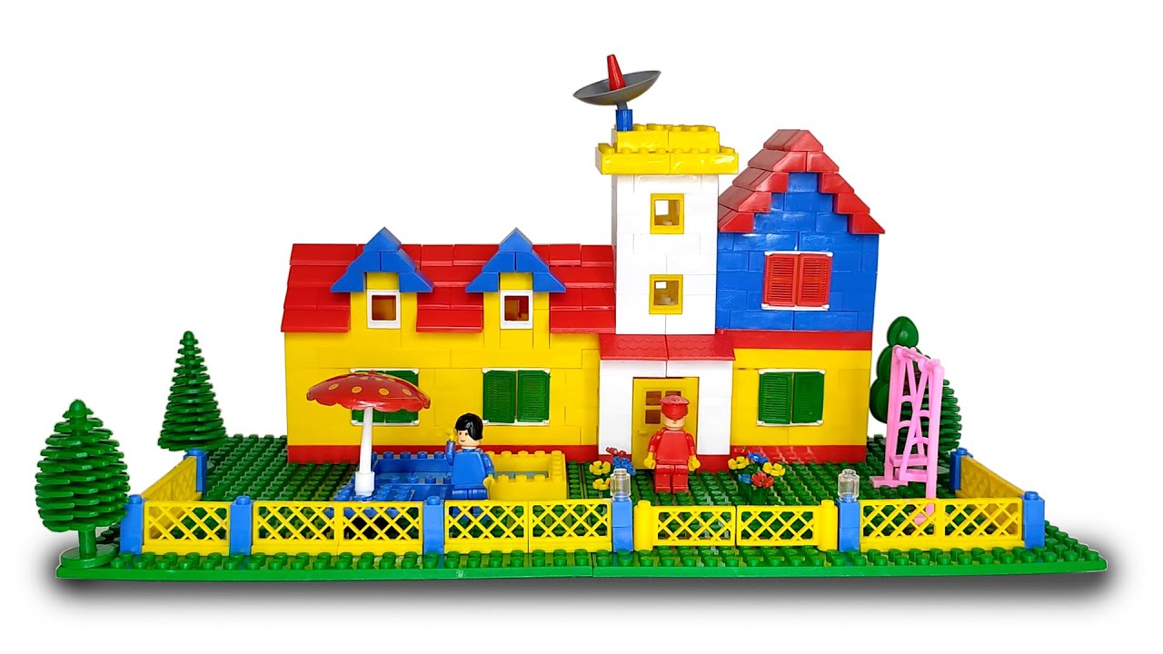 Peacock Senior Architect || Peacock Smart Block House || Bricks Custom ...