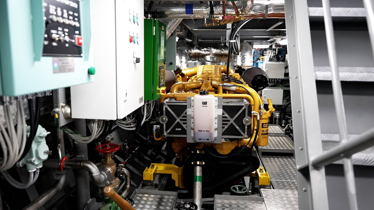 Hybrid Electric Propulsion Patrol Boat Engine Room Tour with CJ Jeon ...