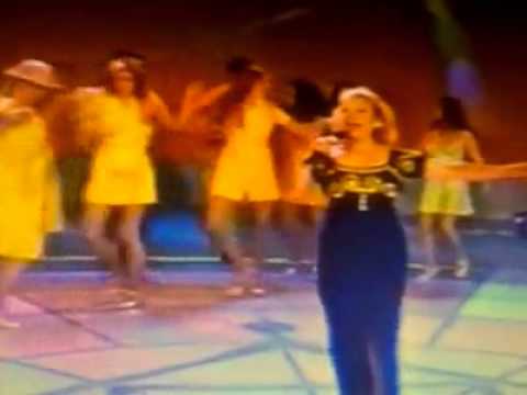 ΒΙΚΥ ΜΟΣΧΟΛΙΟΥ LIVE ΣΤΟ ΜΠΡΑΒΟ - YouTube