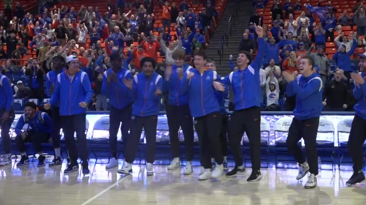 Extra Mile Arena erupts when Boise State gets the call on Selection ...