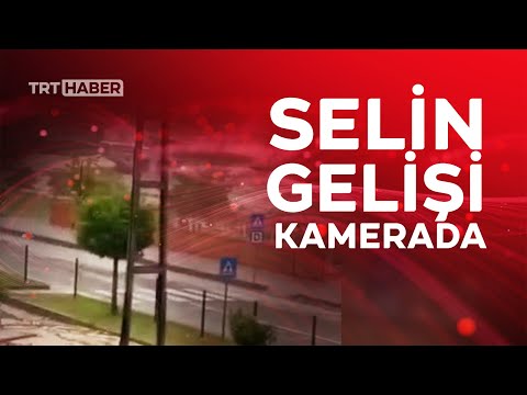Ayancık'ta selin geliş anı kamerada
