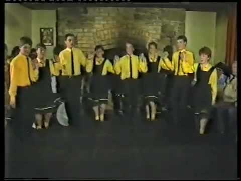 Irish Set Dance-The Newcastle Set (80's) - YouTube
