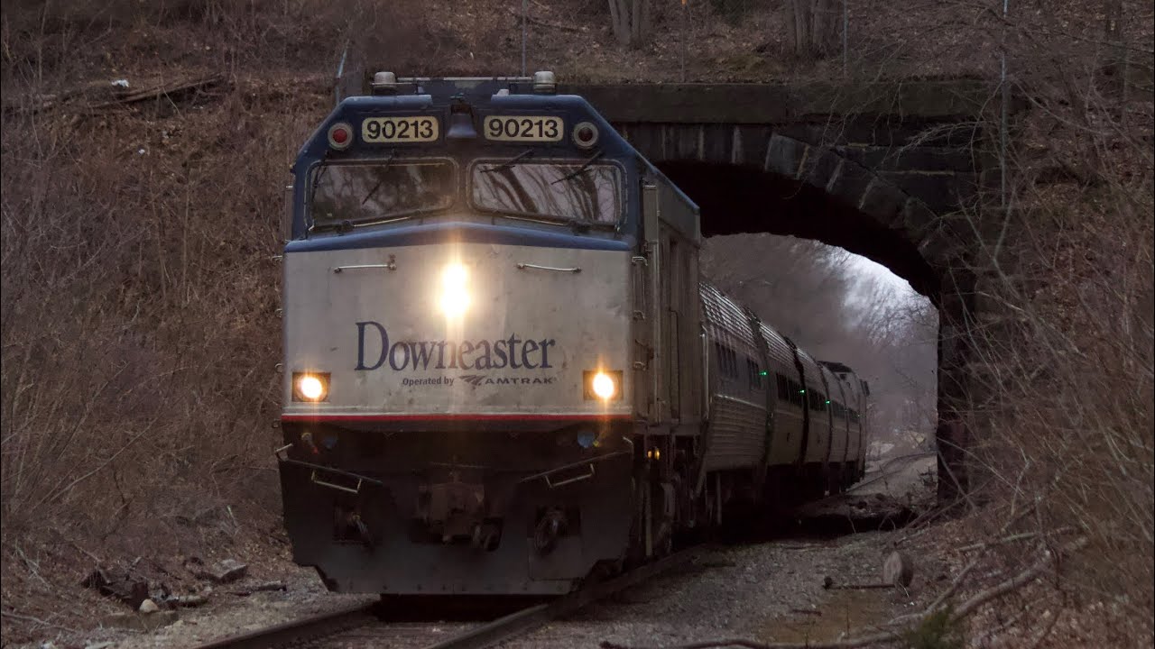 Amtrak Downeaster NPCU 90213 leading and Heritage 130 under Washington ...