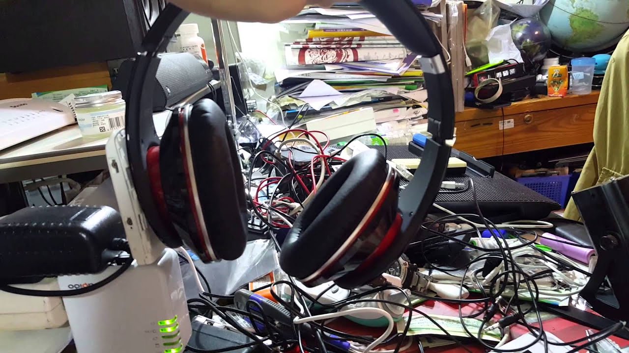 gsm interference noise from a beats by dre - YouTube