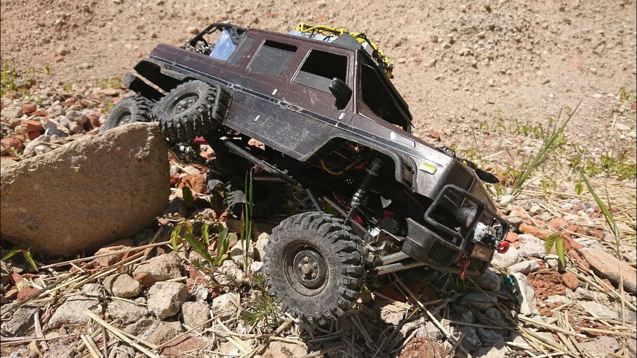Amewi 6x6 Crawler stone & sand tour #68 - YouTube