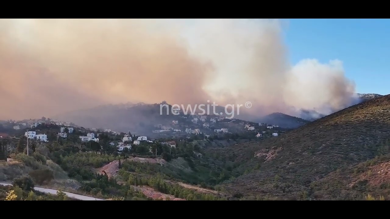 Φωτιά στην Πεντέλη: Πνίγει την Αττική ο καπνός - YouTube