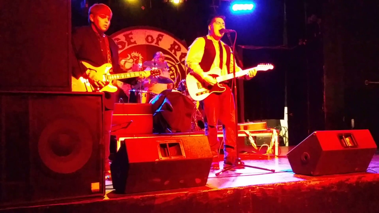 The Mistics - Broken City Lights - YouTube