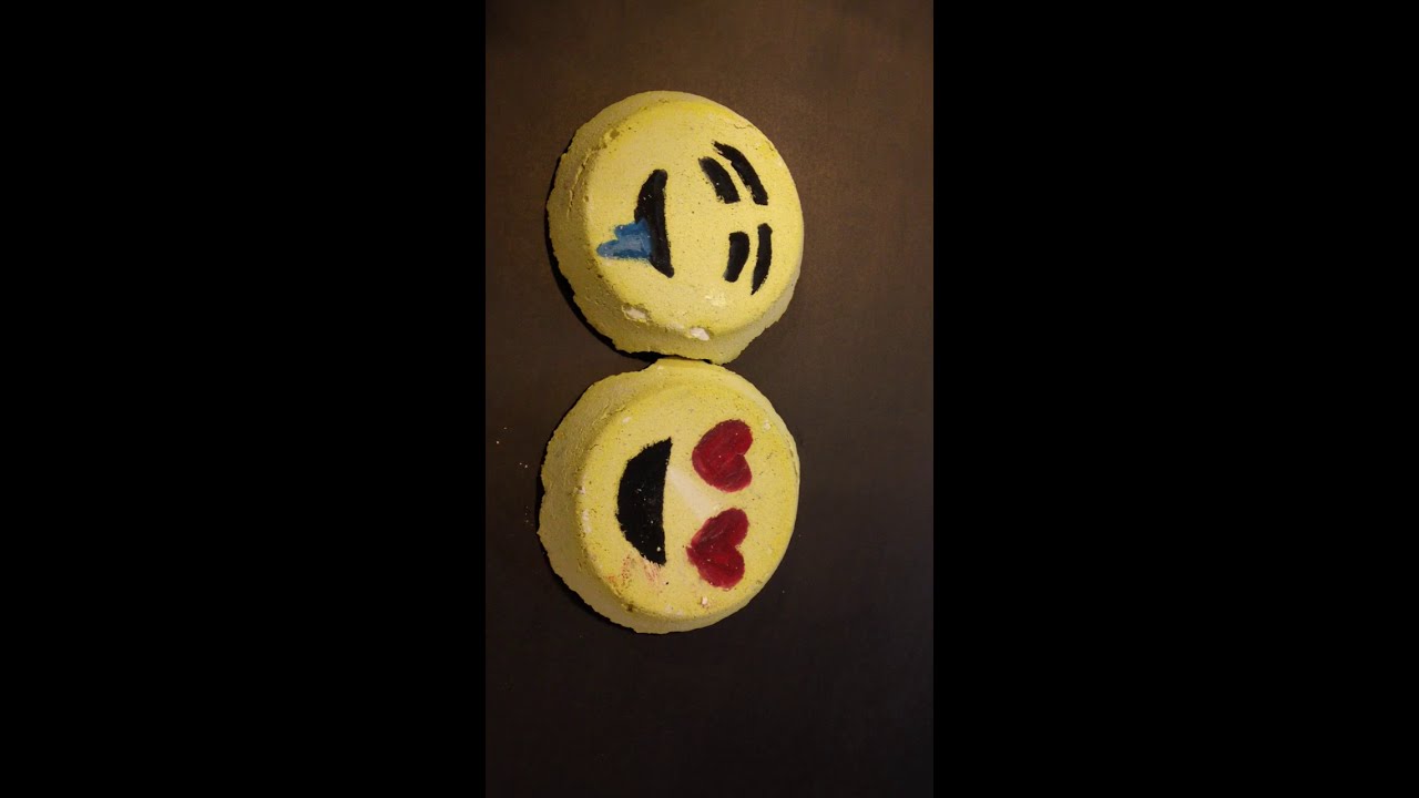 ASMR CHALK EMOJI CRUMBLING - YouTube
