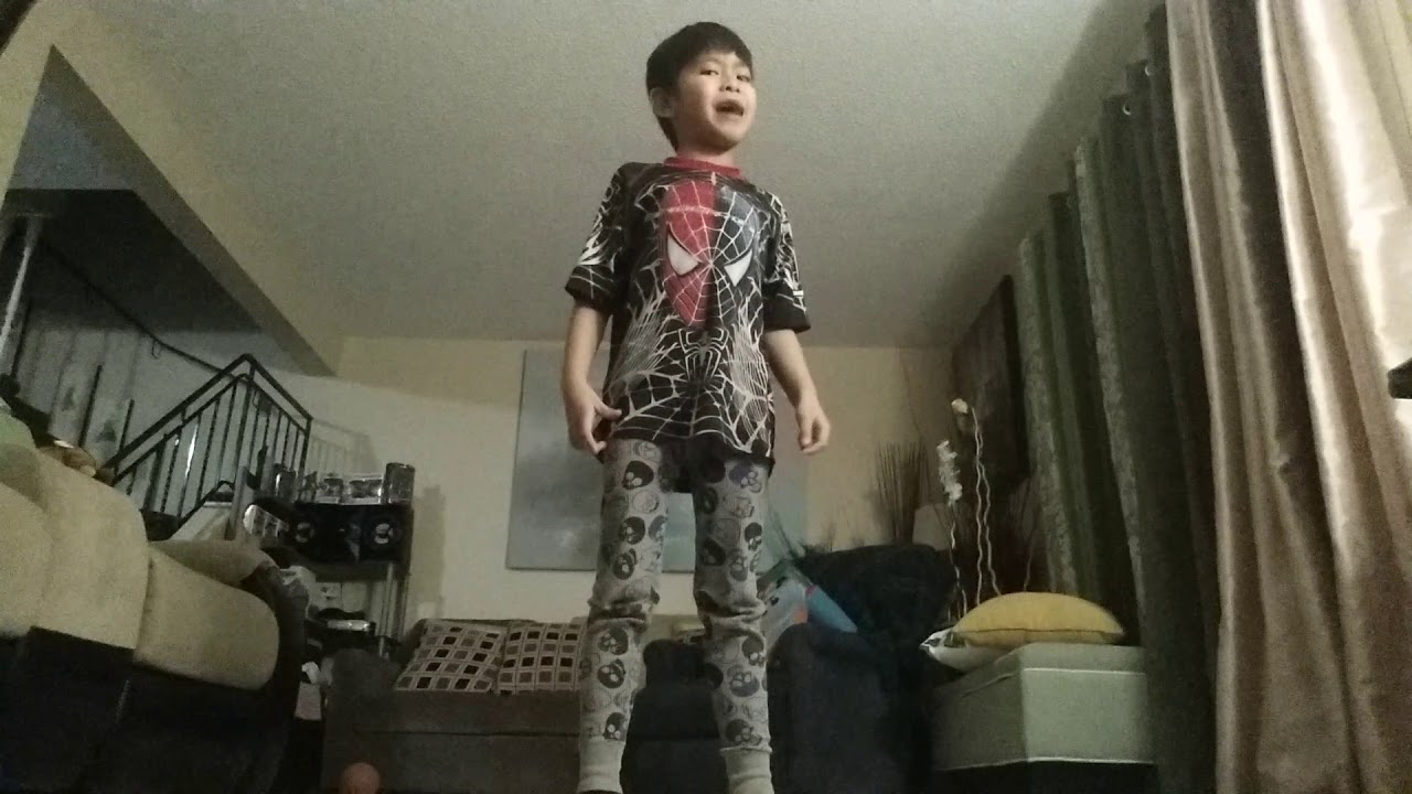 How to stand on your tippy toes - YouTube