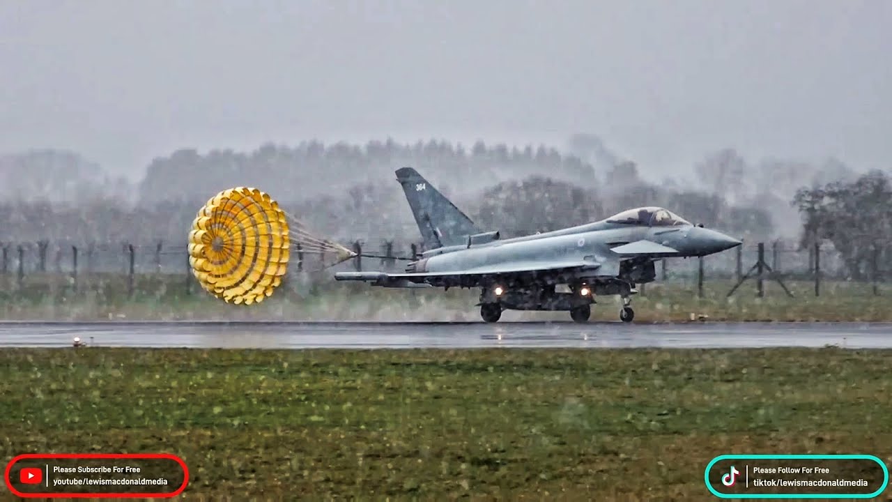 *RARE CHUTE LANDING IN SNOW* at RAF Coningsby *ft.ATC COMMS* - YouTube