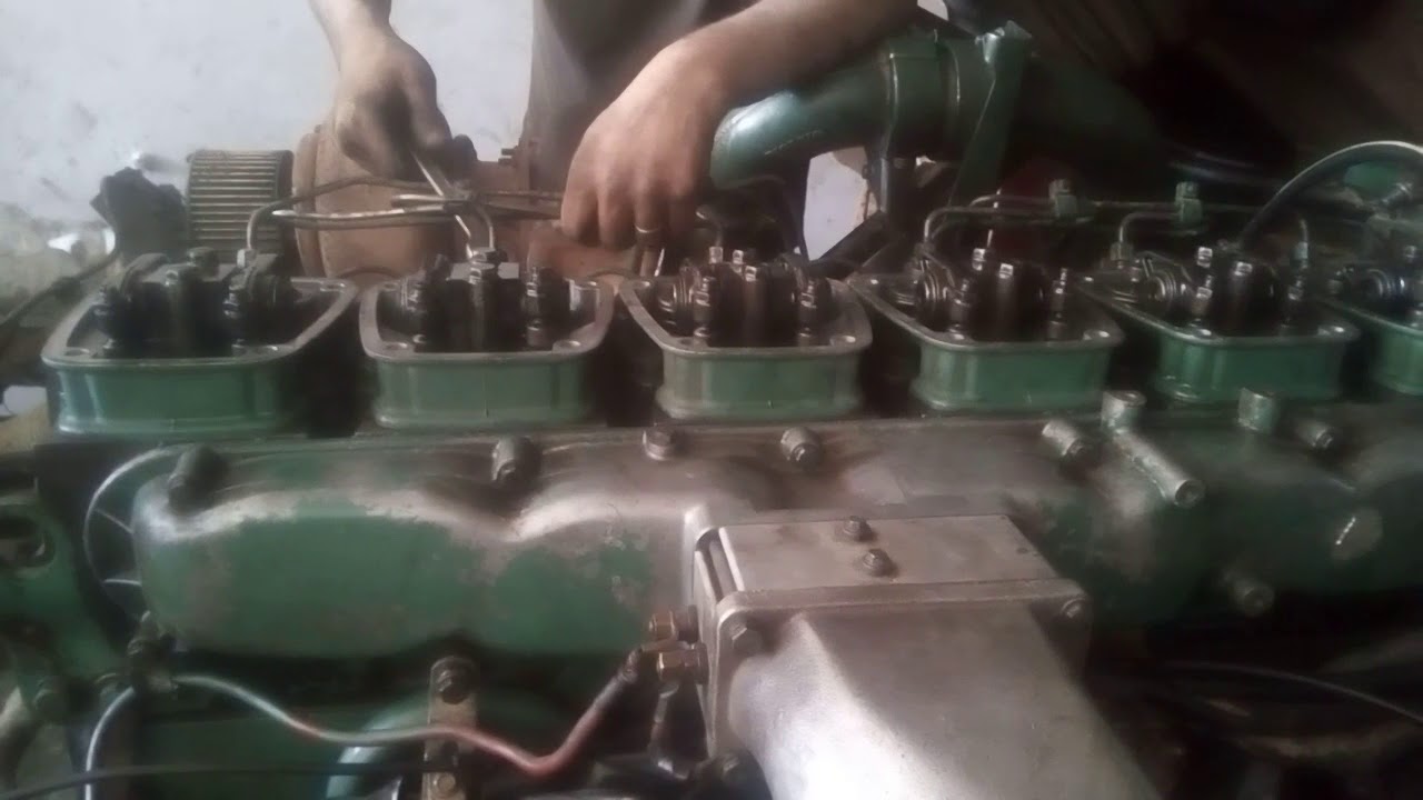 Moteurs Volvo f10 - YouTube