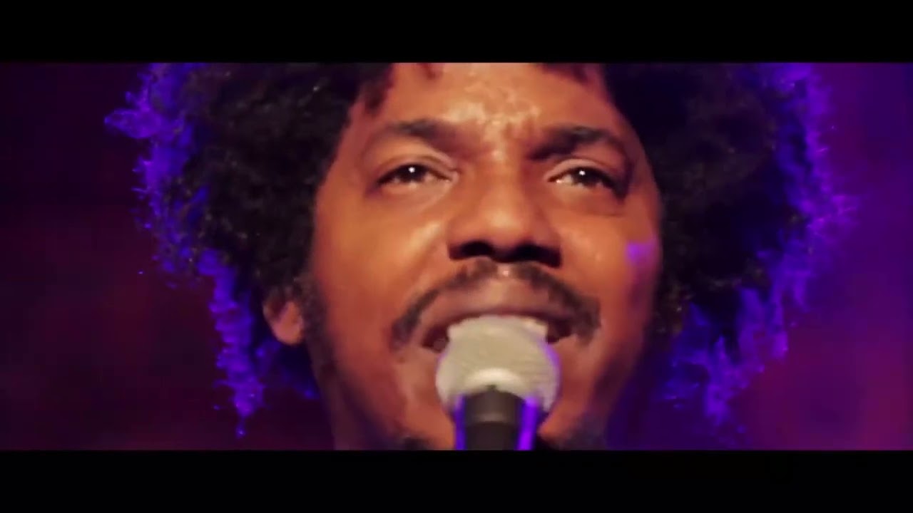 Roly Berrio - concierto Moscas de fuego en el Mejunje de Santa Clara ...