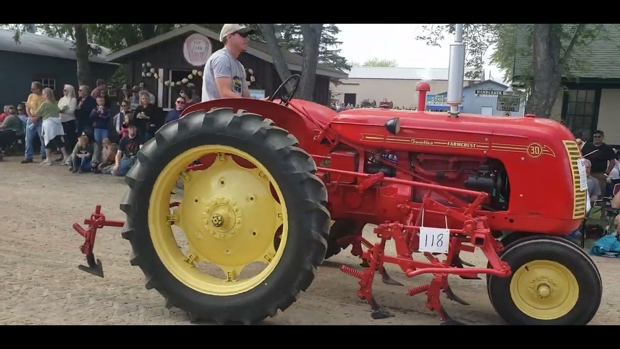Tractor Parade 2023 v1 - YouTube
