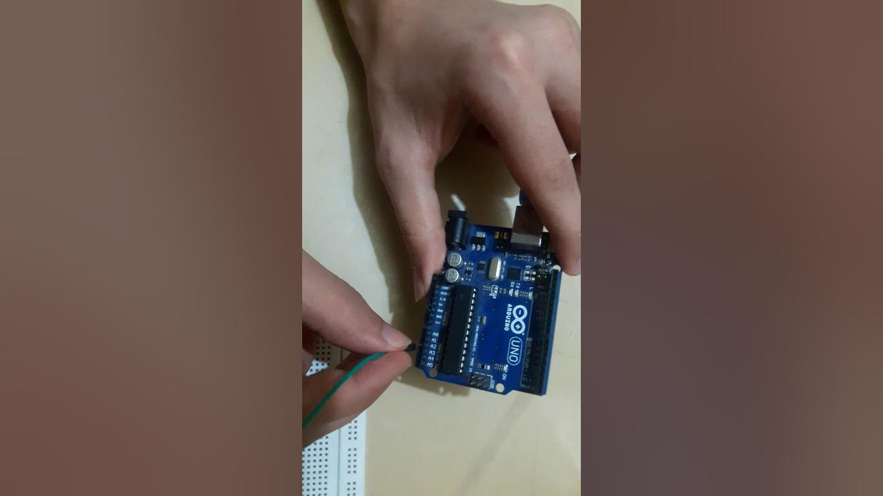 Dc voltmeter using arduino - YouTube