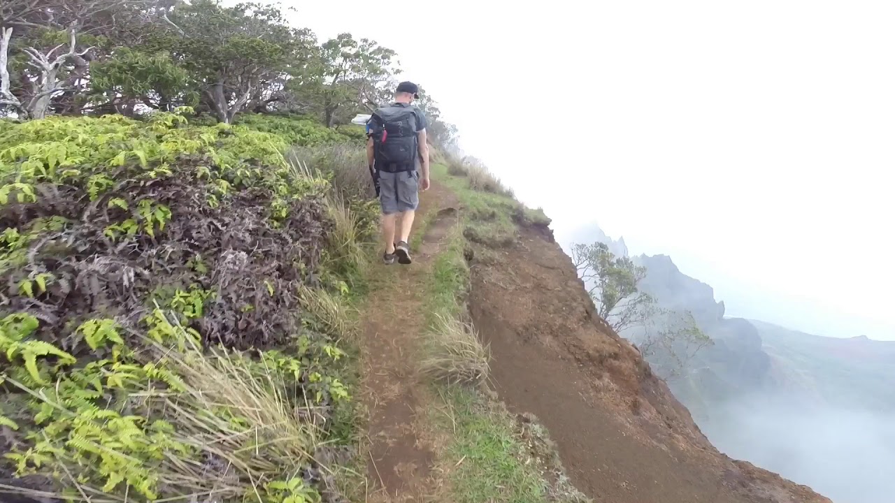 Kalepa Ridge Trail at Kalalau - YouTube